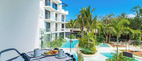 Estúdio Básico, vista para o jardim | Terraço/pátio interior