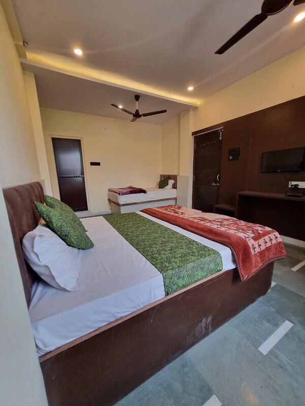 Hotel Shree Shivtam - Ujjain