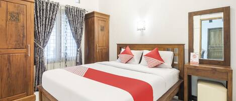 Quarto Duplo Standard | Roupa de cama fornecida