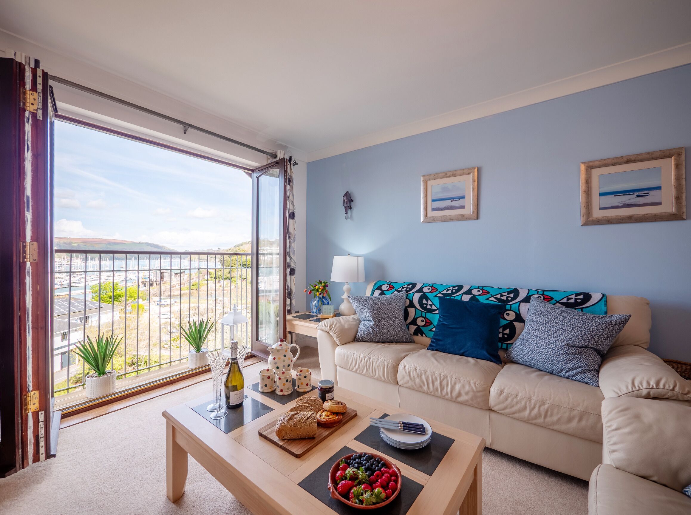 Coastal Escape With Balcony & River Dart Views - Dittisham