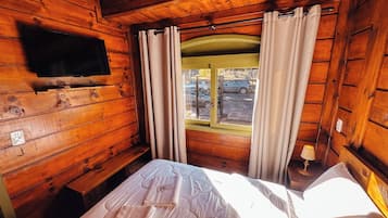 Quarto duplo | Frigobar, Wi-Fi de cortesia, roupa de cama