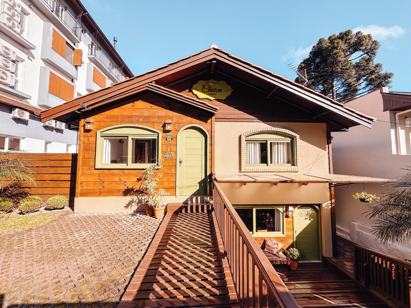 Fachada da propriedade