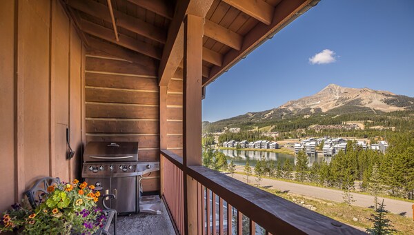 Gorgeous Condo, Mountain Views, Across From Big Sky Resort! - Big Sky, MT