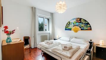 Apartamento Familiar, vários quartos, junto ao lago (Dora) | 2 quartos, ferro/tábua de engomar, Wi-fi grátis