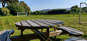 Área para churrascos e piqueniques