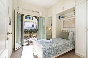 Apartamento, varanda | 3 quartos, Wi-fi grátis 