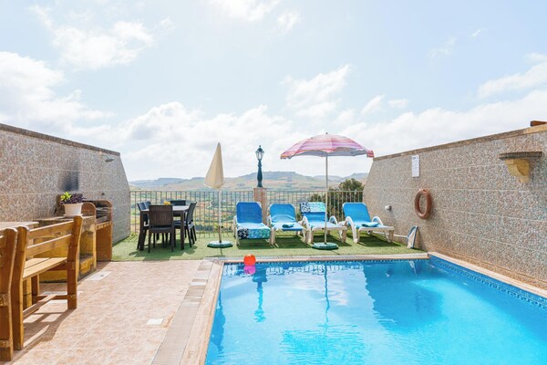 Ta Dora 3 Bedroom Villa With Private Pool - Malte