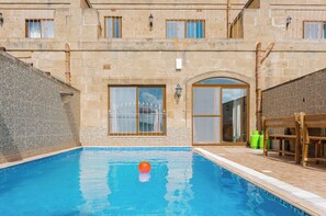 Villa | Piscina | Piscina exterior 
