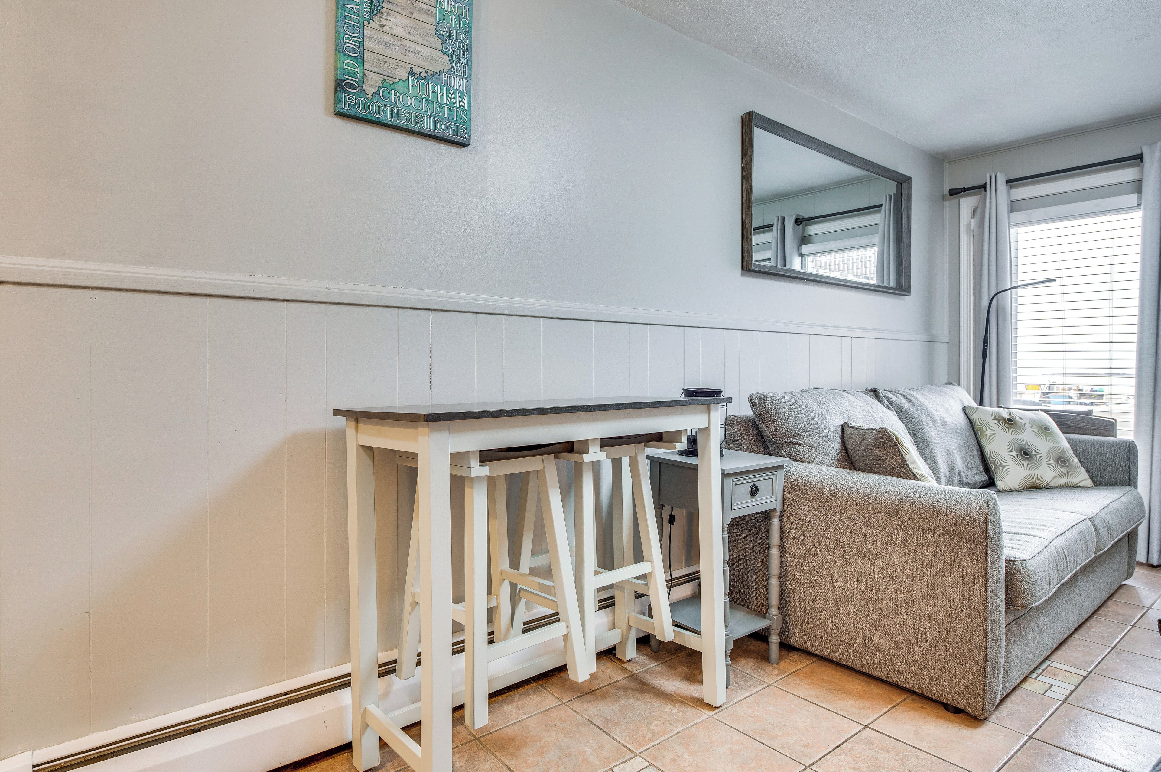 'Beachfront 9' Condo On Old Orchard Beach - Old Orchard Beach, ME