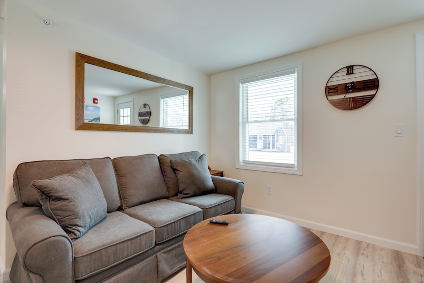 Pet-friendly Wareham Retreat Near Onset Beach! - Wareham, MA