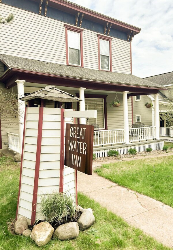 Great Water Inn - Bayfield, WI