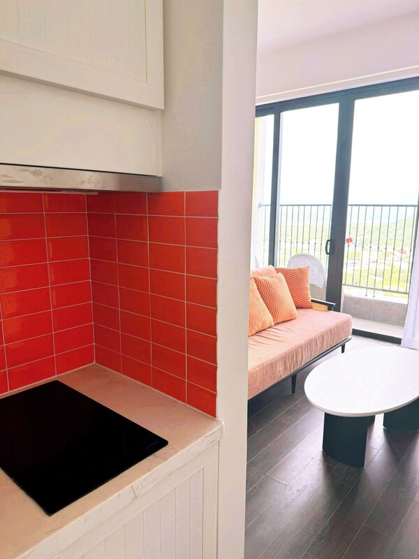 Hillside Apartment In Sunset Town - Phú Quốc