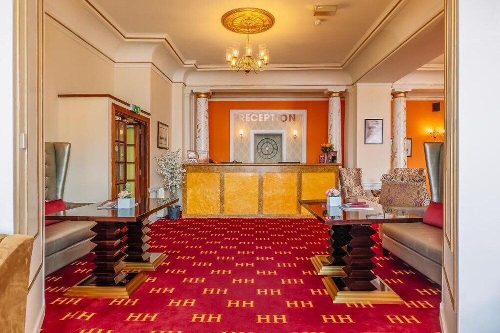 Exciting Family Getaway | 3 Spacious Rooms w/ Outdoor Space Reviews ...