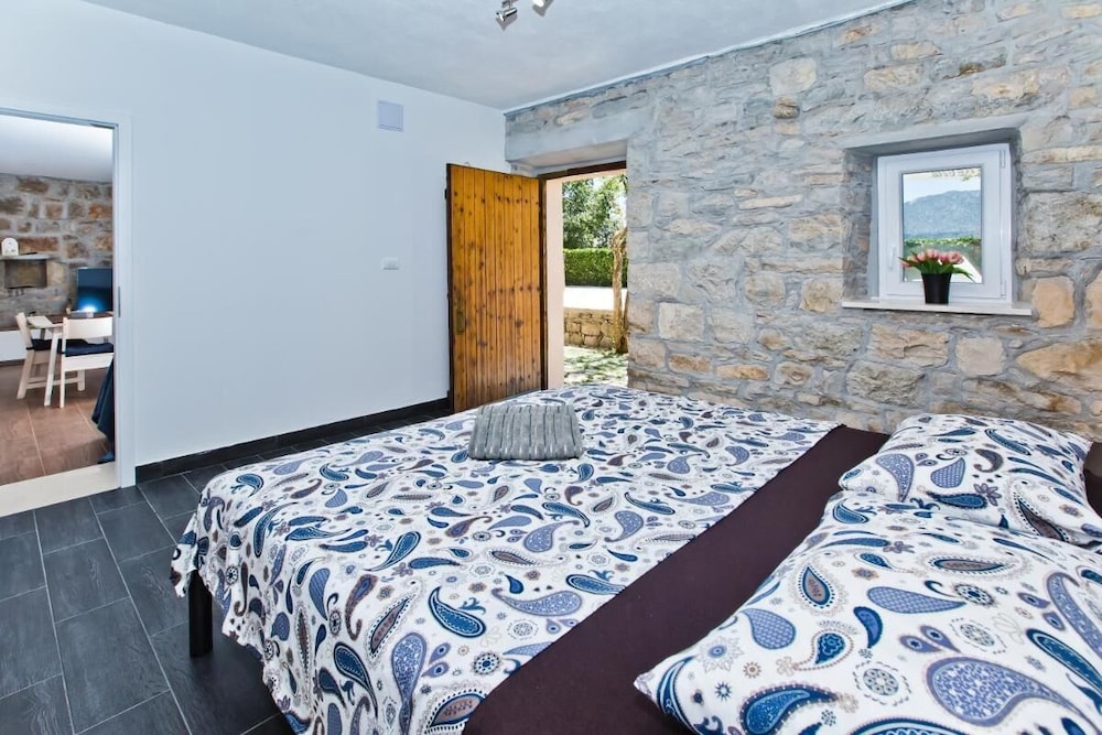 Villa Don Dan near Split - Zrnovnica | Vrbo