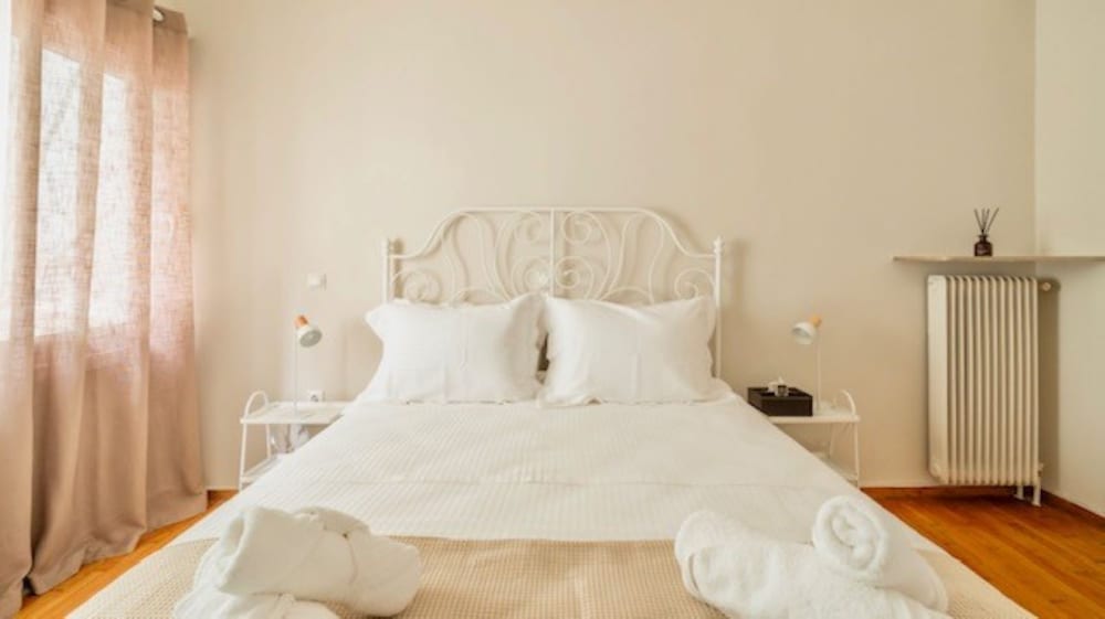 KalaGans Cosyhome: 2R Apt, w/ balcony, near 2 Metro St., close to city ...