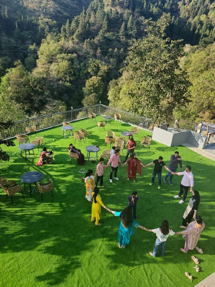 Gurugram Resort Mussoorie - Mussoorie