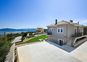 Villa, fumadores | 8 quartos 