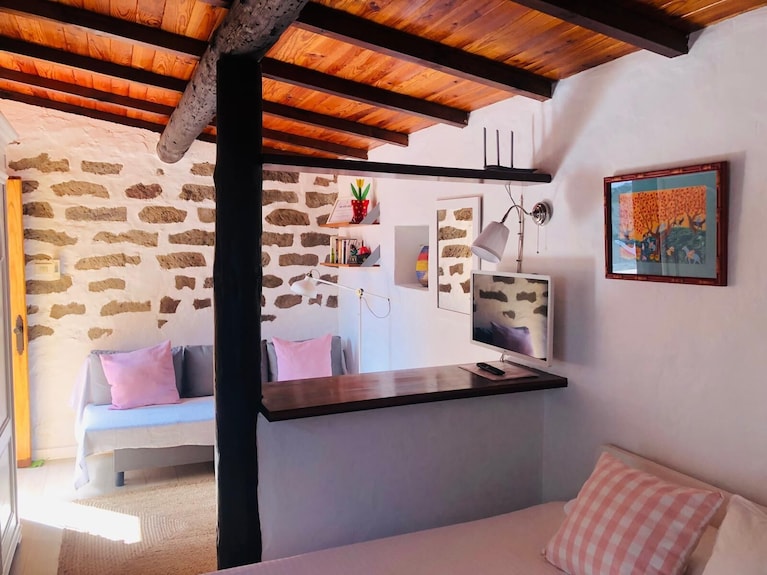 Cabaña En Zona Tranquila Con Bonitas Vistas, Acogedor Estilo Y Cuidado Jardín. - Gran Canaria