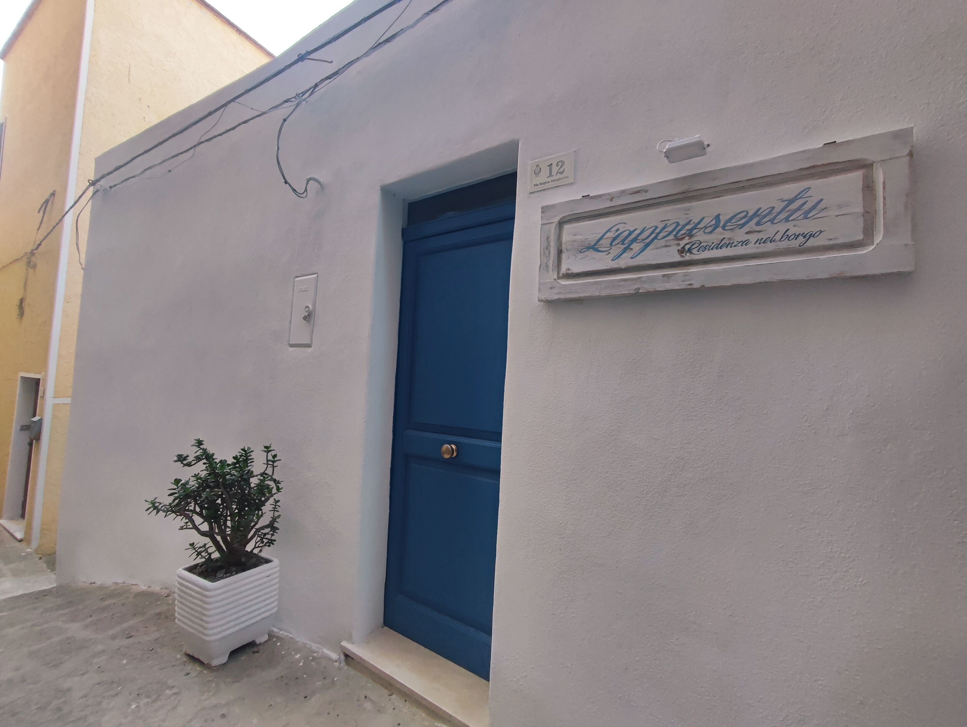 Fachada da propriedade