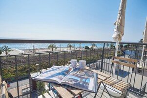 Apartamento (0 Bedroom) | Vista para a água