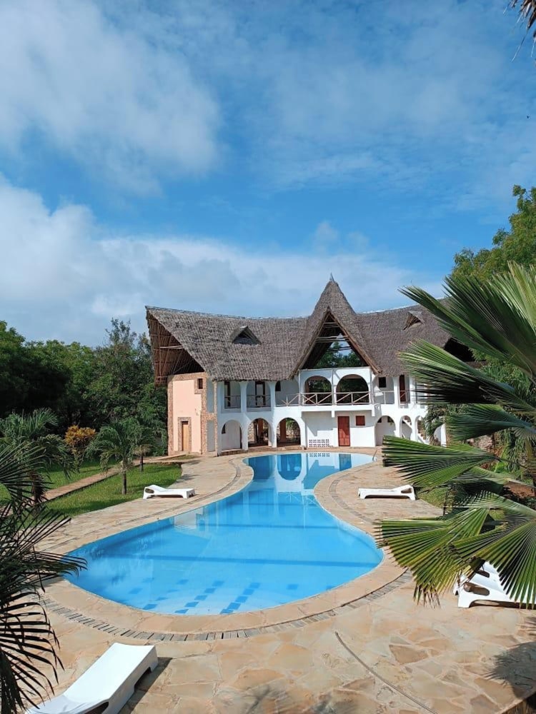 Raquel's Bliss Hotel Diani - Diani Beach
