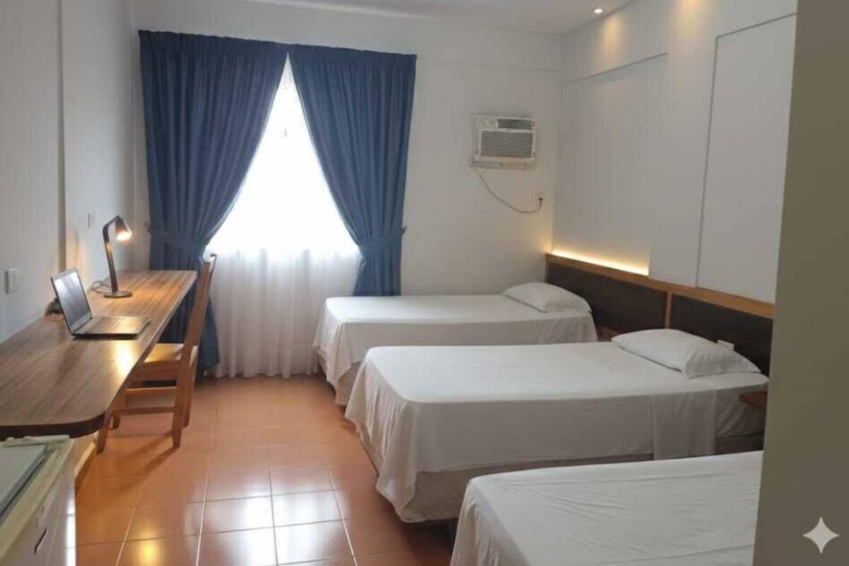 Quarto Triplo Económico, 3 camas individuais | Wi-fi grátis