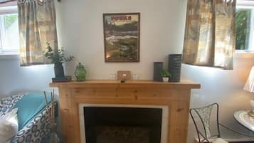 Quarto, 1 cama king-size e sofá-cama, micro-ondas, no rés do chão | Interior