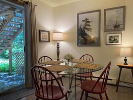 Suíte, 2 quartos, aceita animais de estimação, no piso térreo | Opções para refeição