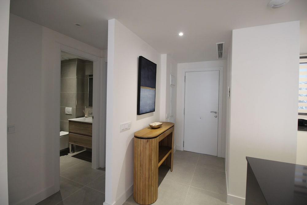 Happy Travel Jasmine Higueron - Fuengirola