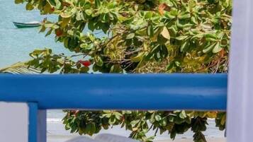 Quarto Duplo Superior, 1 cama queen-size, varanda | Cofre no quarto, cortinas/cortinados opacos, Wi-fi grátis