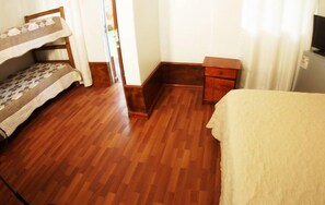 1 quarto, secretária, Wi-fi grátis