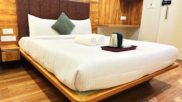 Quarto Deluxe | Secretária, secretária adequada para computadores portáteis