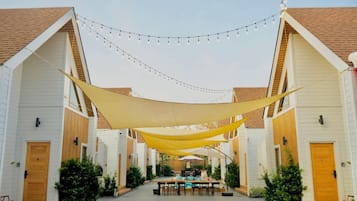 Quarto casal luxo | Frigobar (abastecido com itens grátis), cofres nos quartos