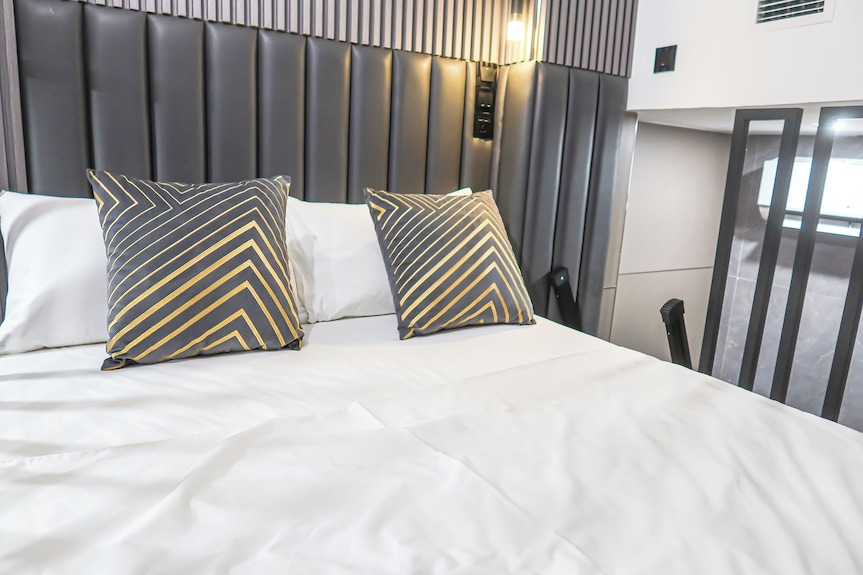 Unit 3.103 - Loft Type - Singapore