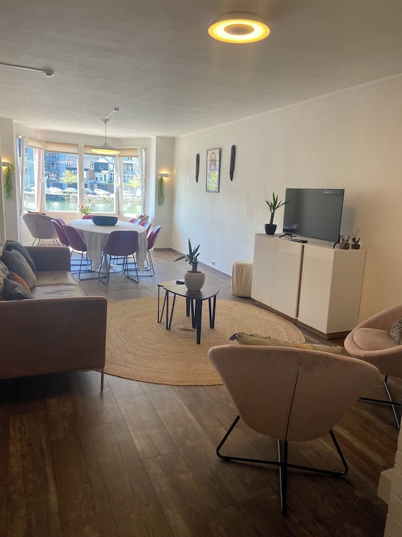 House In Historic City Center, Near Nature, Beautiful View, Sun Terrace & Garage - Dinant