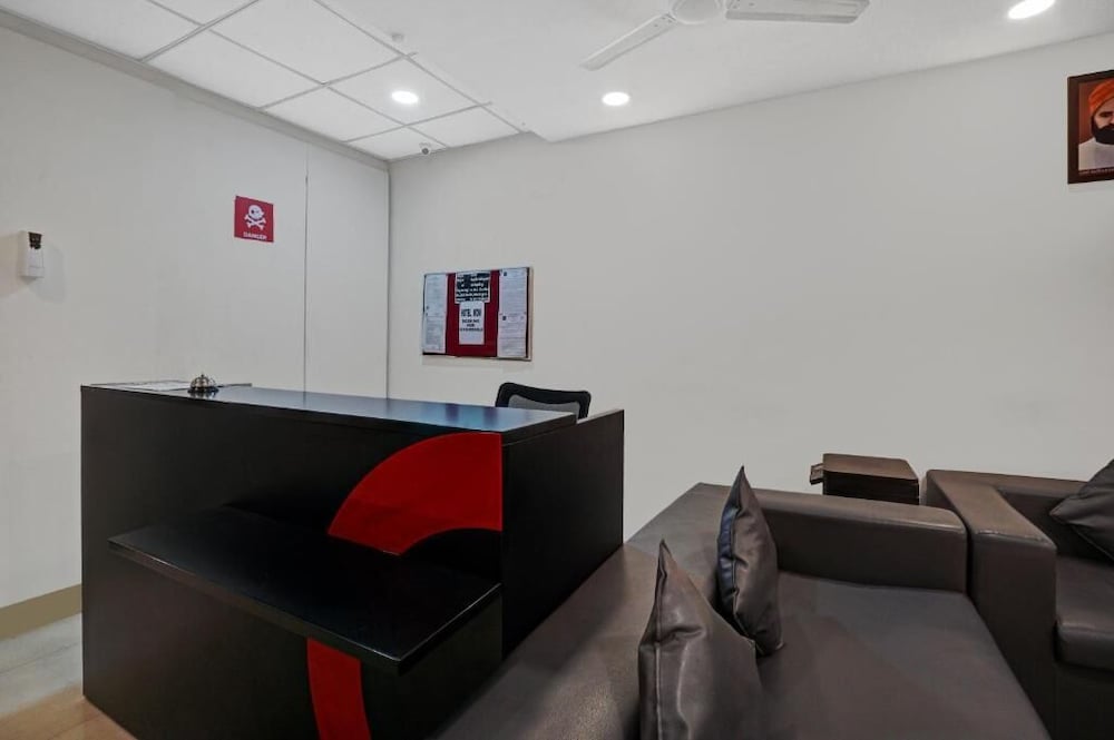 Hotel Wow - Surat
