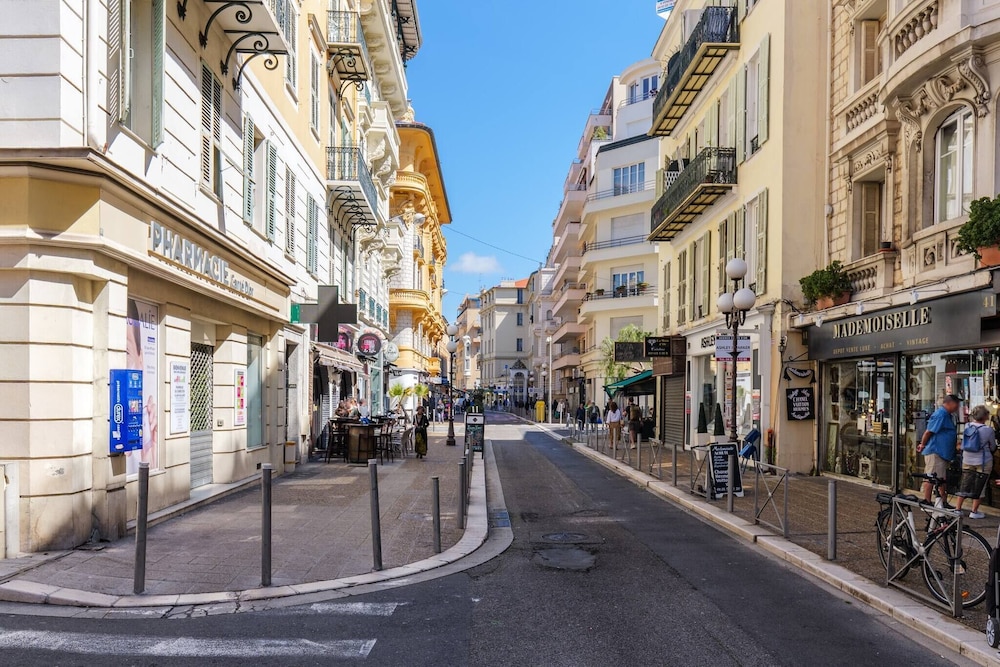 3 rooms in the heart of the golden square - Nice | Vrbo