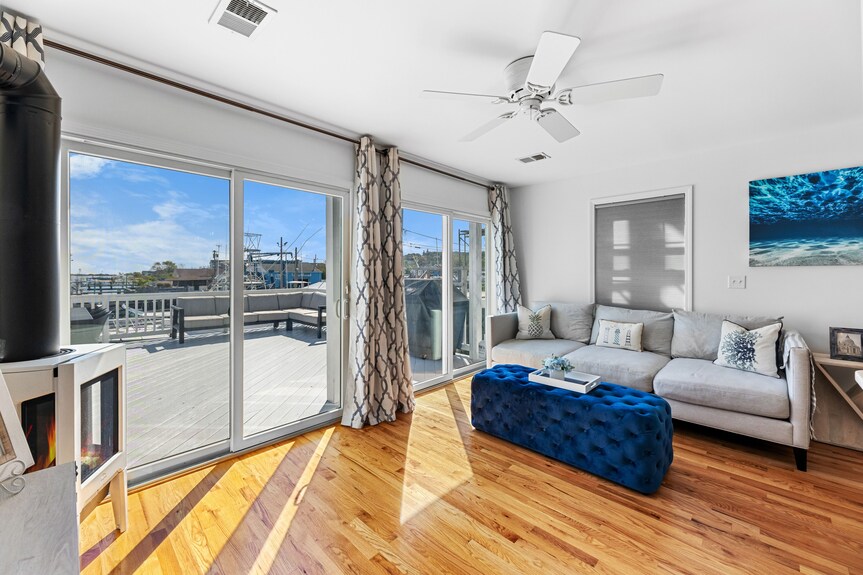 Charming 3-bedroom Waterfront House With Wifi And Ac In Charming Highlands - Red Bank, NJ