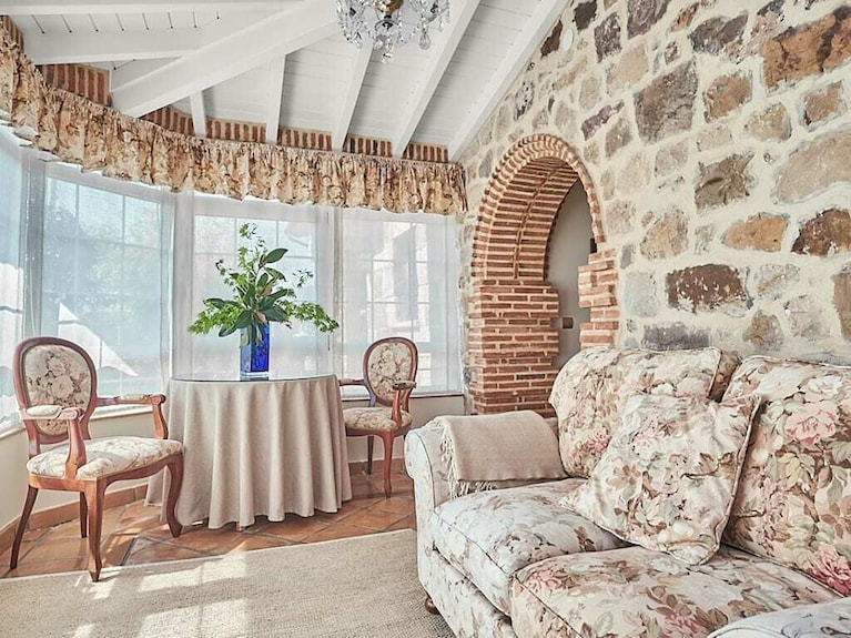 Casa Parbayónencanto Entre Jardines Y Luz Natural - Santander