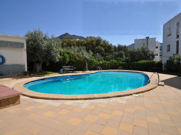 Apartment In Roses With Sea Views & Pool - Roses