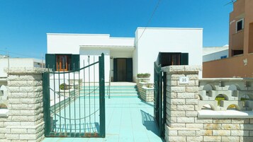 Fachada da propriedade