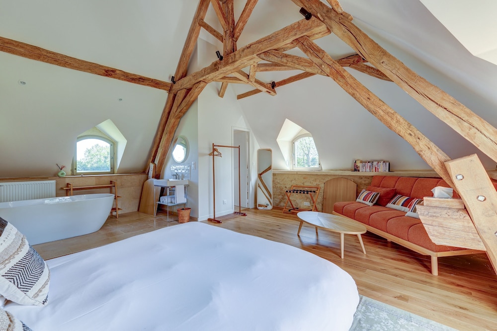 Charming country house with access to swimming pool, sauna and jacuzzi ...