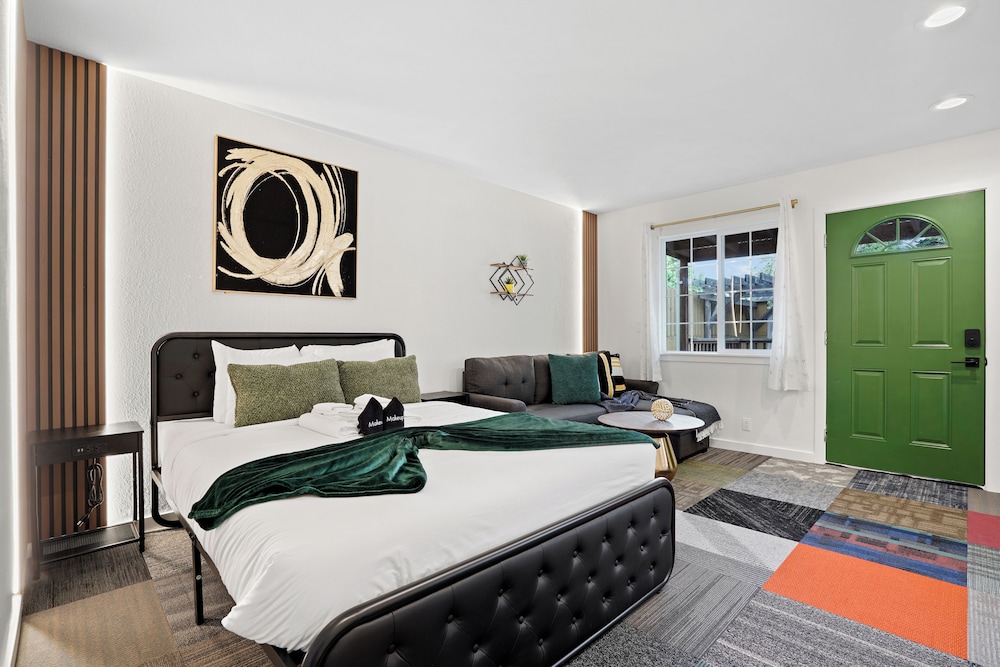 Beachy 1br Escape With Sofabed Golf - San Bruno, CA