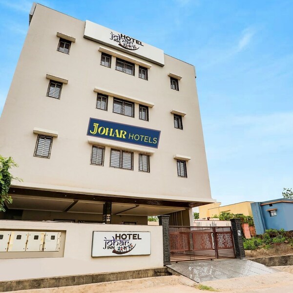 Hotel Johar Inn - Raipur