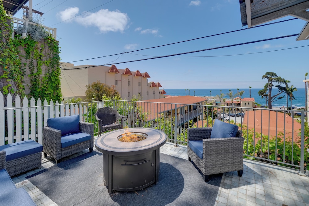 Walk To La Jolla Cove: Dtwn Cottage W/ Ocean View! - San Diego, CA