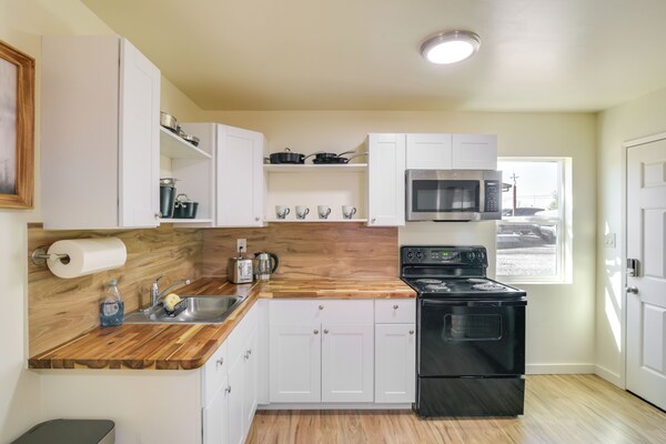 Studio 2 Mi To Feather River: Bring Your Pet! - Oroville, CA