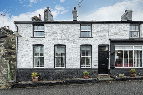Cottage In Snowdonia Near Betws Y Coed - Penrhyndeudraeth