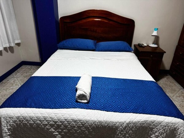 Hostal León Dormido - Galápagos Islands
