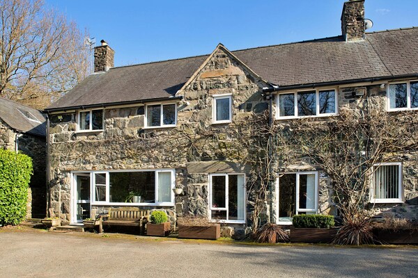 Riverside Holiday Home In Dolgellau, No Deposit - Dolgellau