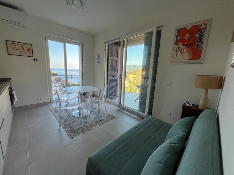 Stunning Sea View! 2-bedroom Apartment, 5 Minutes Walking To The Beach, Ac, Pool - Chiavari